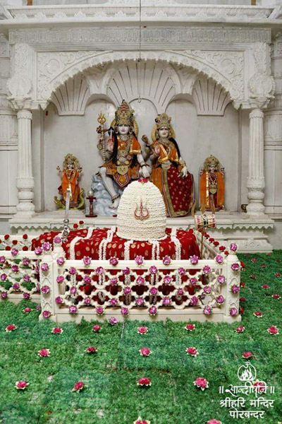 Shri Hari Mandir Darshan This Shravan Month - Sandipani